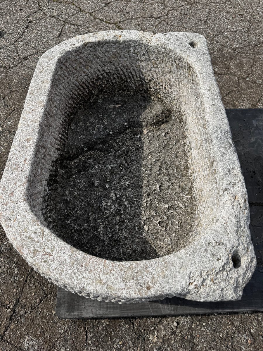 Marble cat trough – Rock Garden Imports
