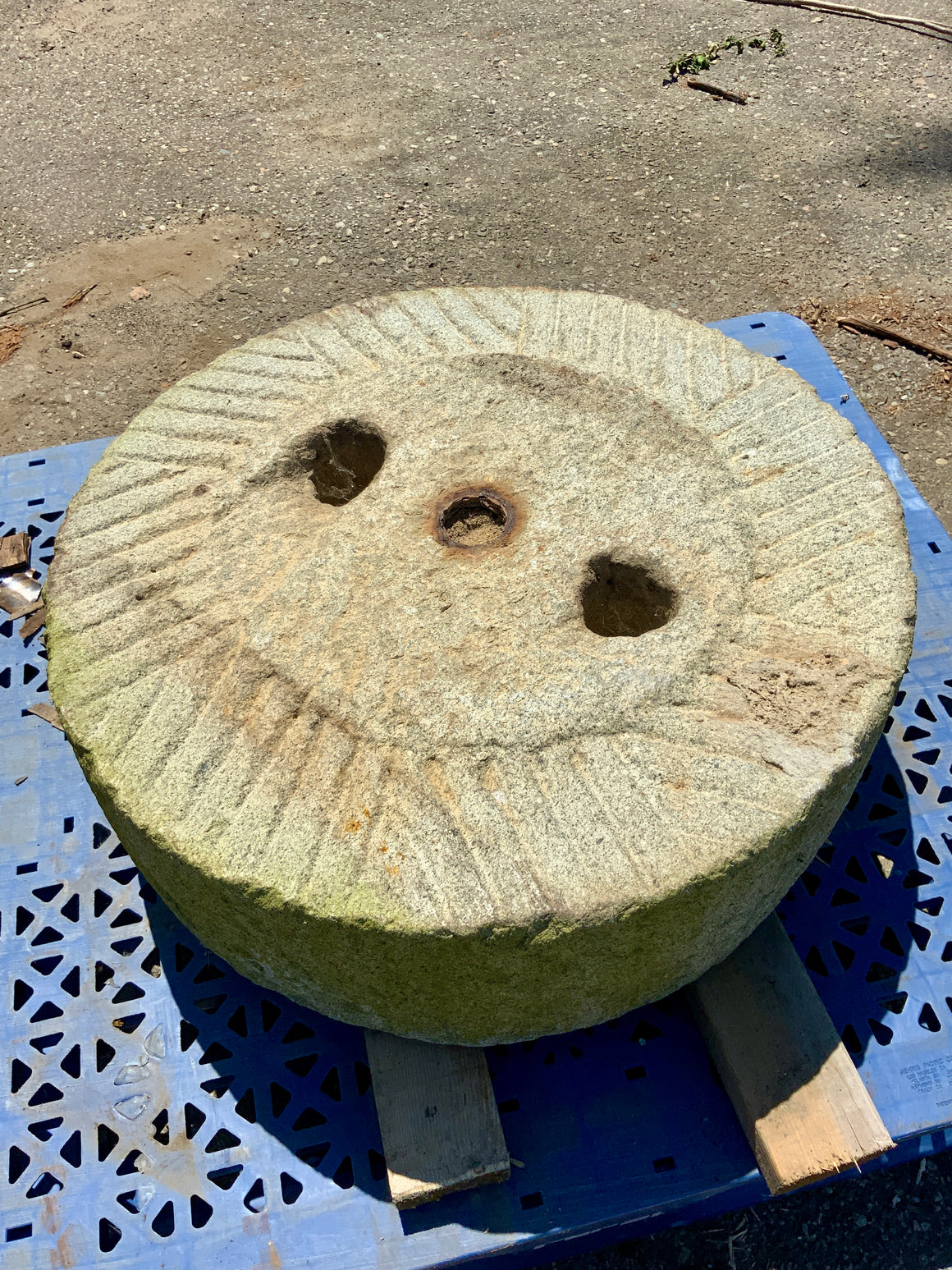 Millstone – Rock Garden Imports